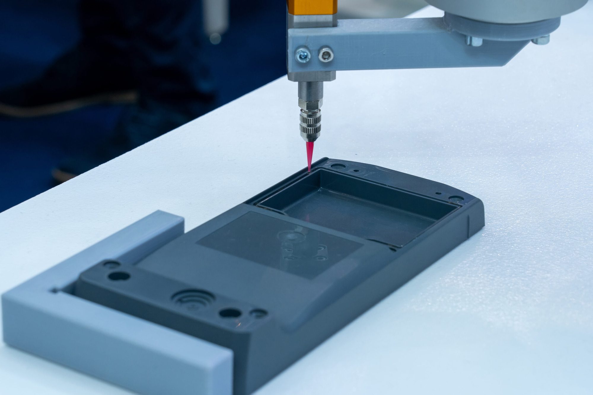 SCARA-Roboter für smarte, schnelle Fertigung | OMRON