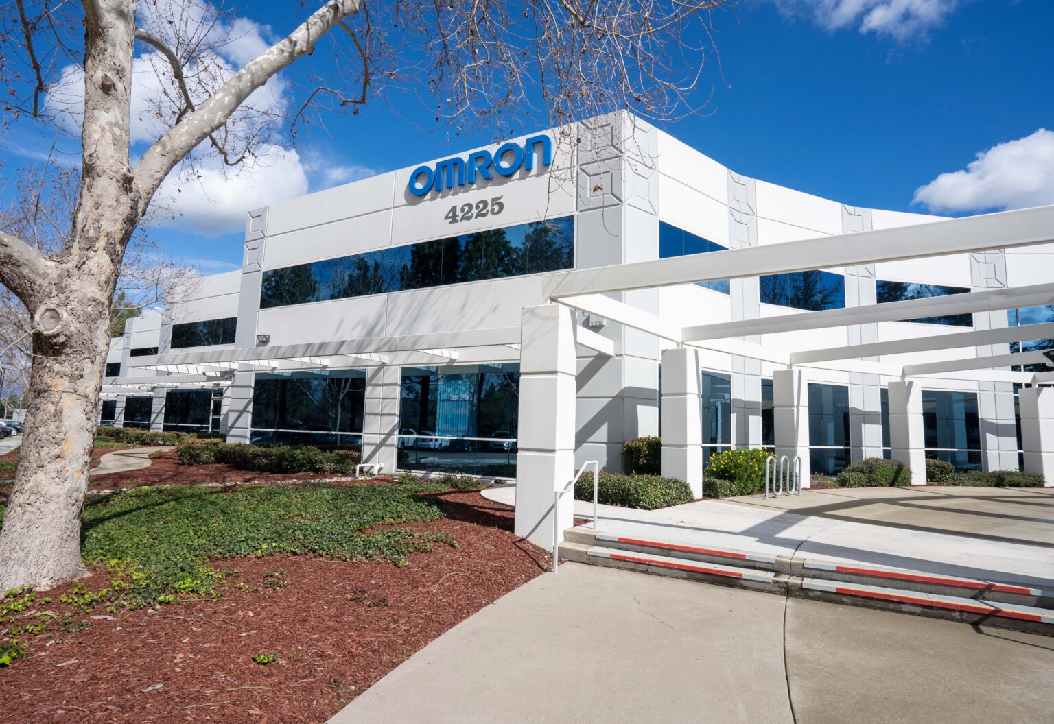 Support & Service Inquiries | OMRON Robotics