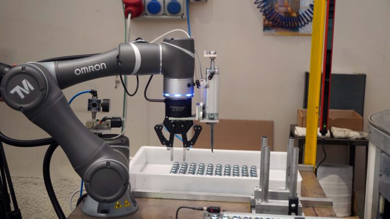 Robots for Quality Inspection | OMRON Robotics