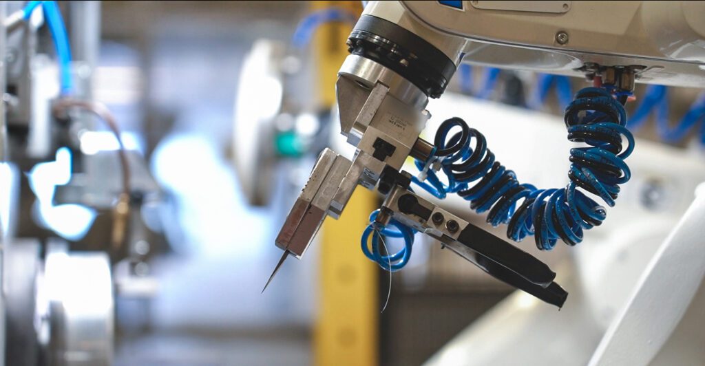 6-Axis Viper Robot | Articulated Robots | OMRON Robotics